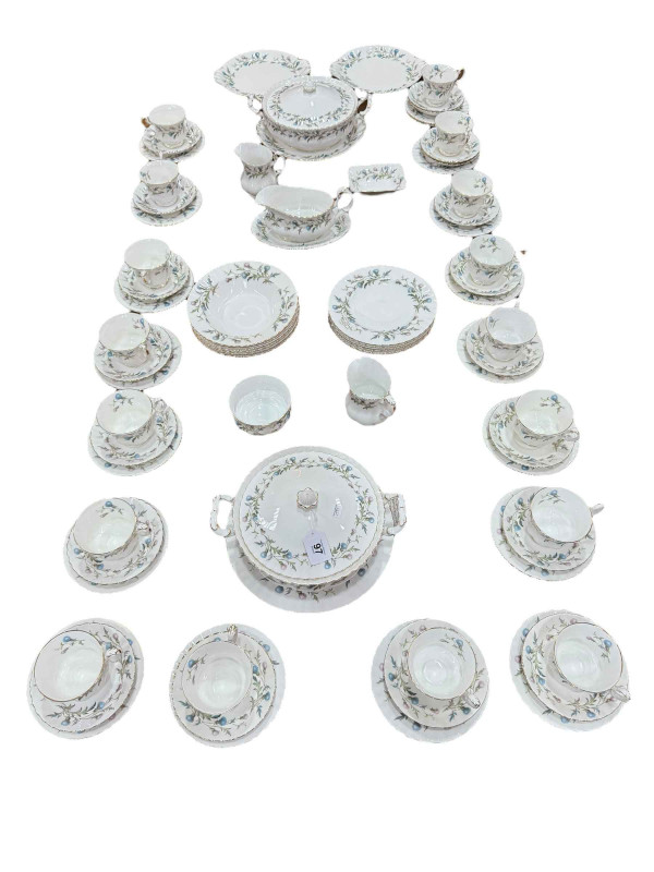 Royal Albert Brigadoon dinner and tea set, approximately 70 pieces ...